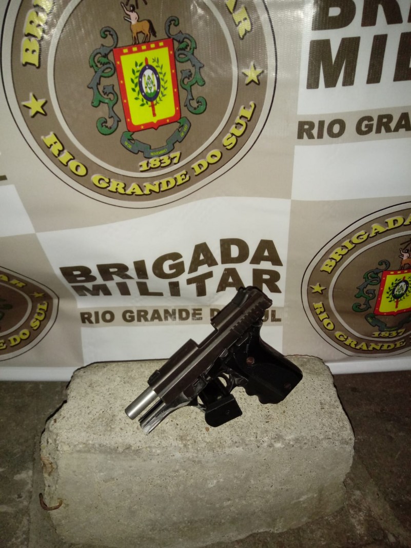 19ºbpm Prende Indivíduo Por Porte Ilegal De Arma Em Porto Alegre